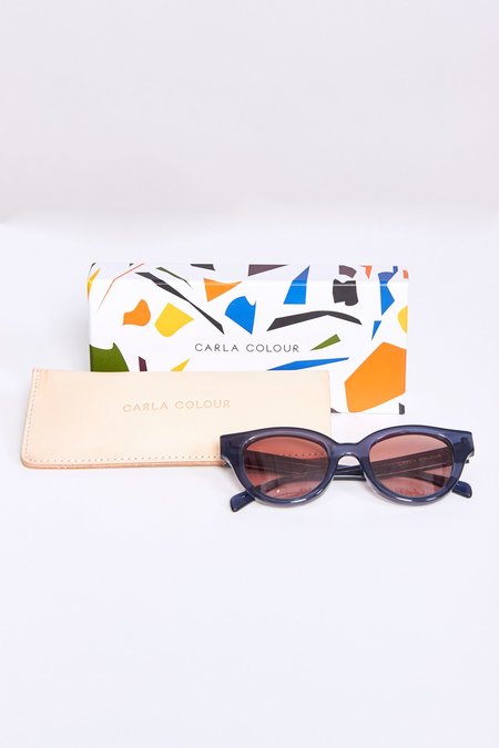 CARLA COLOUR | Garmentory