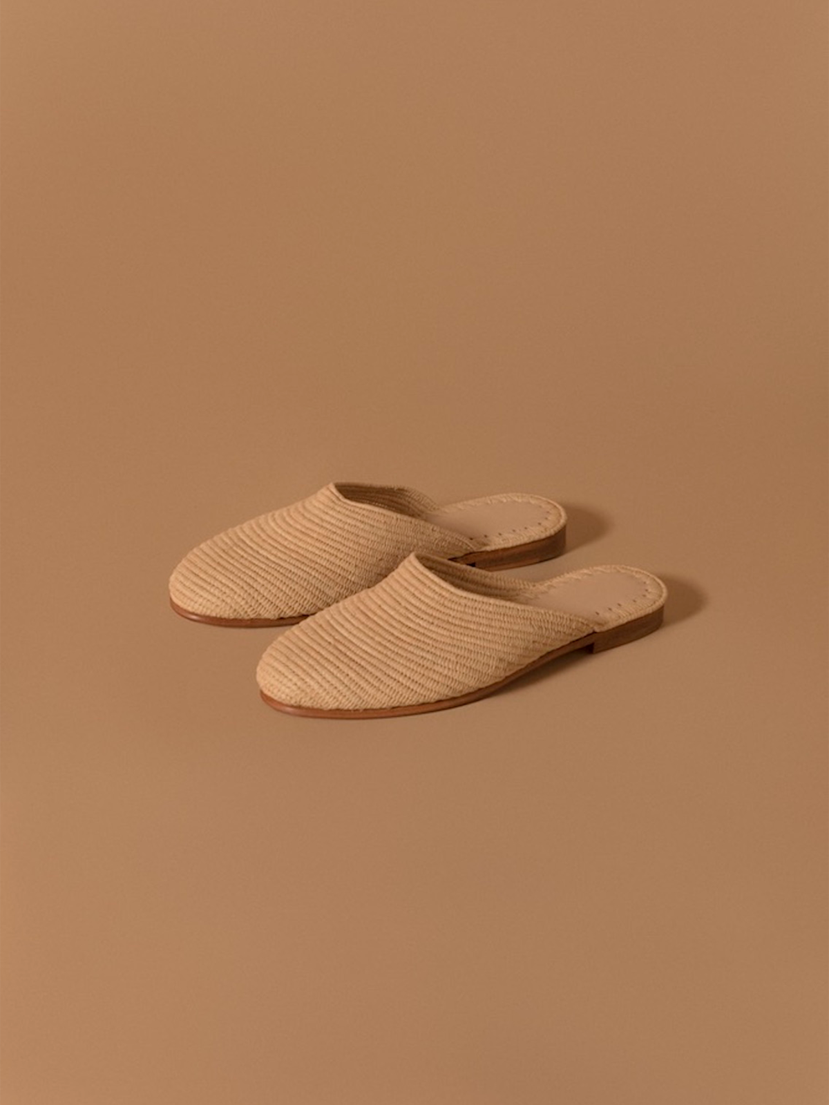 Folk Fortune Raffia Slides - Natural | Garmentory
