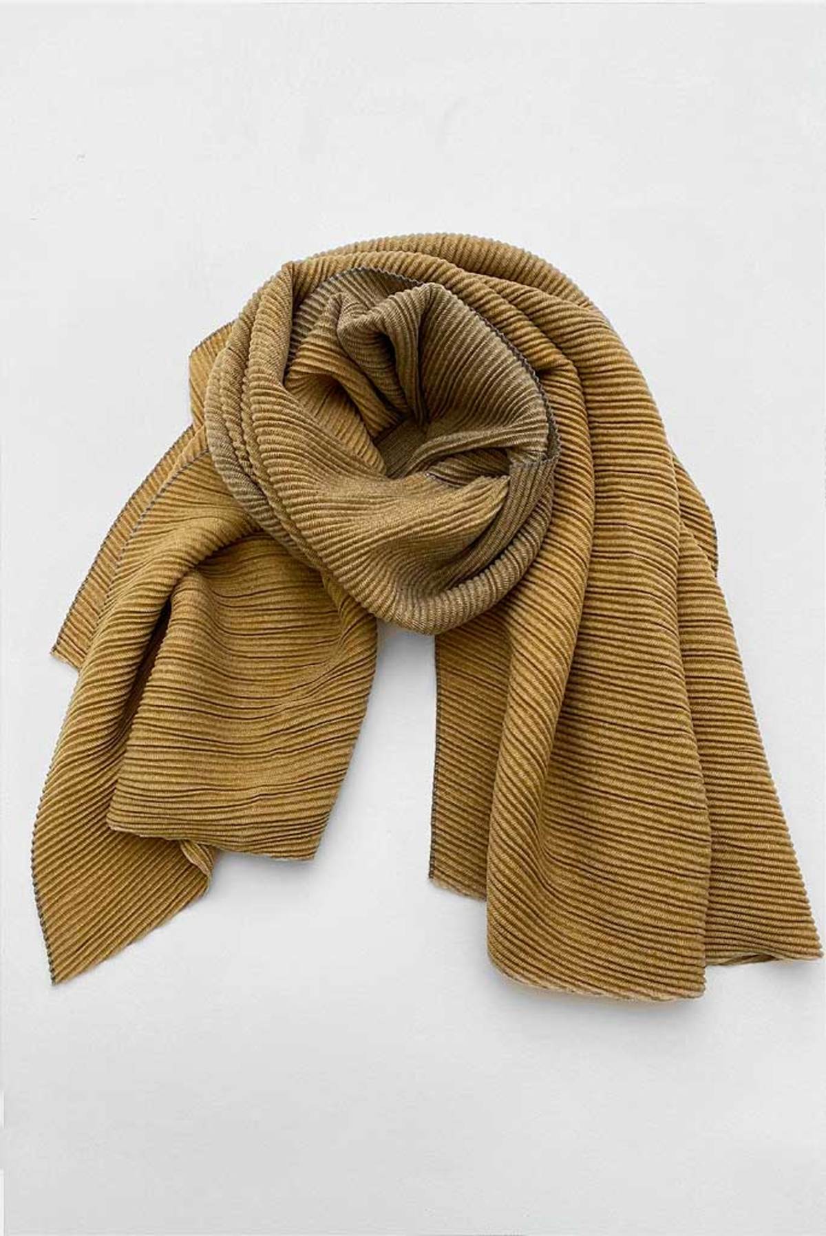 LOOK GRADIENT PLEATED SCARF - MUSTARD | Garmentory